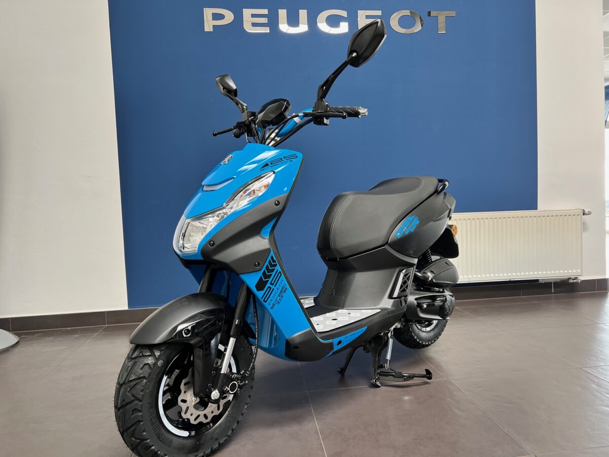 Streetzone 50i 4T 10″ – Bleu France – Peugeot Auto Drásta s.r.o.